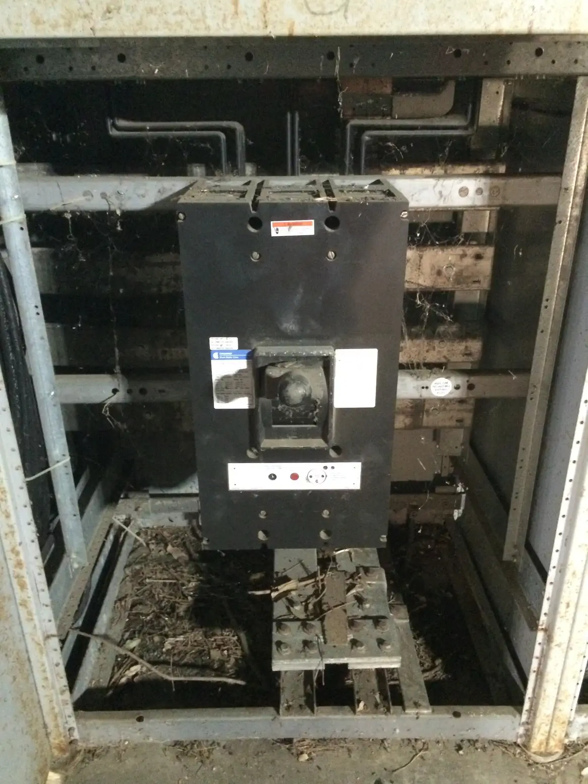 Required Maintenance for Your Emergency Power Supply System | SI Testing